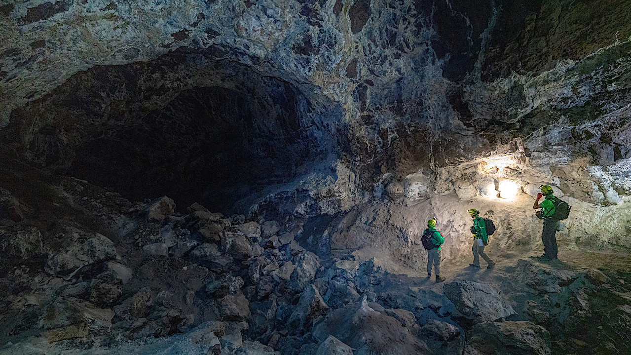 Away Team Practice By ESA's Geology Course PANGEA (Planetary ANalogue ...