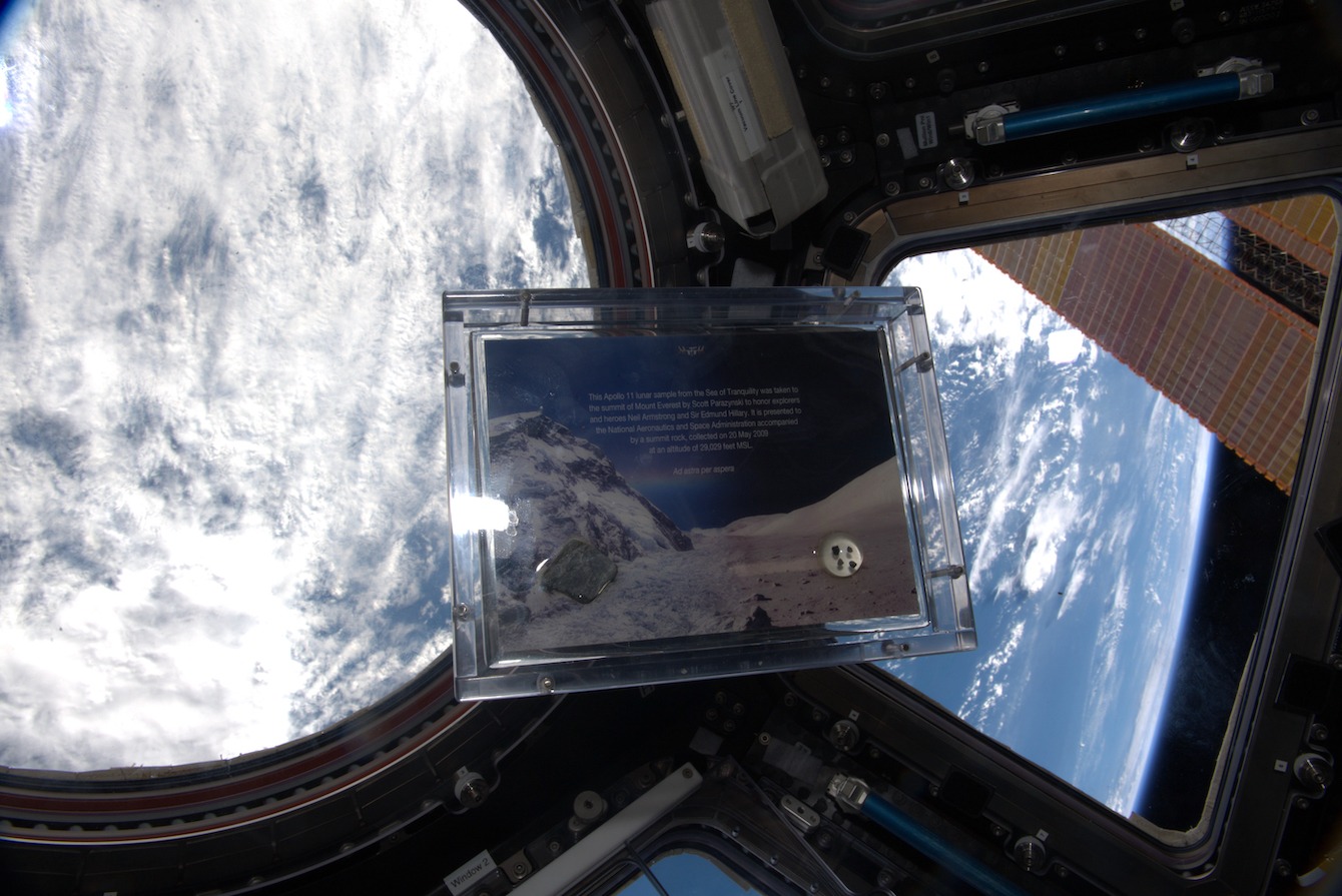 Photo Update: Everest and Apollo 11 Moon Rocks Inside the Space Station ...