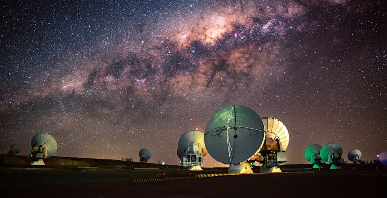 ALMA Detects First-Ever Hydrogen Recombination Lines From Proplyd Disks ...